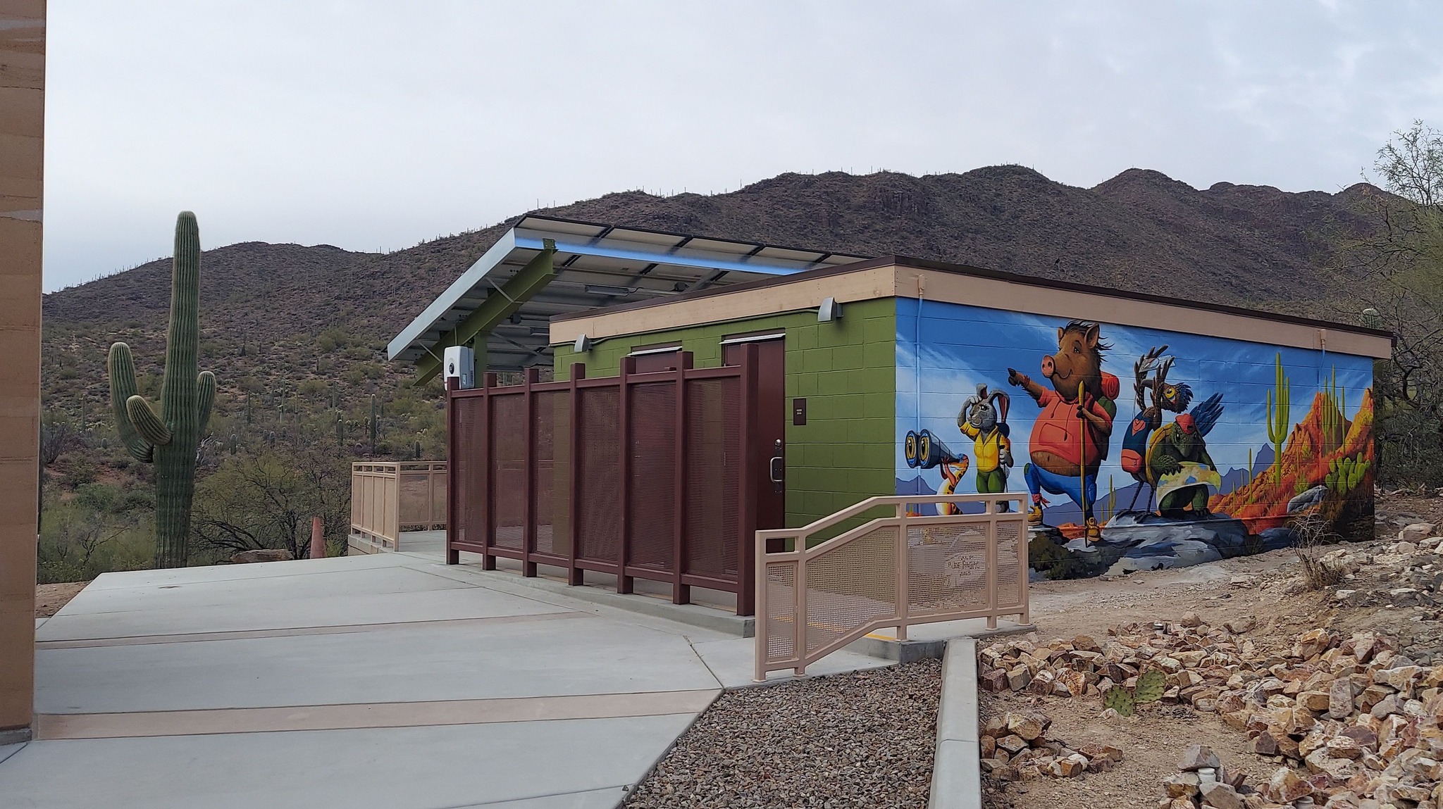 New mural on Westside at Camp Cooper from renowned artist | Cooper Center